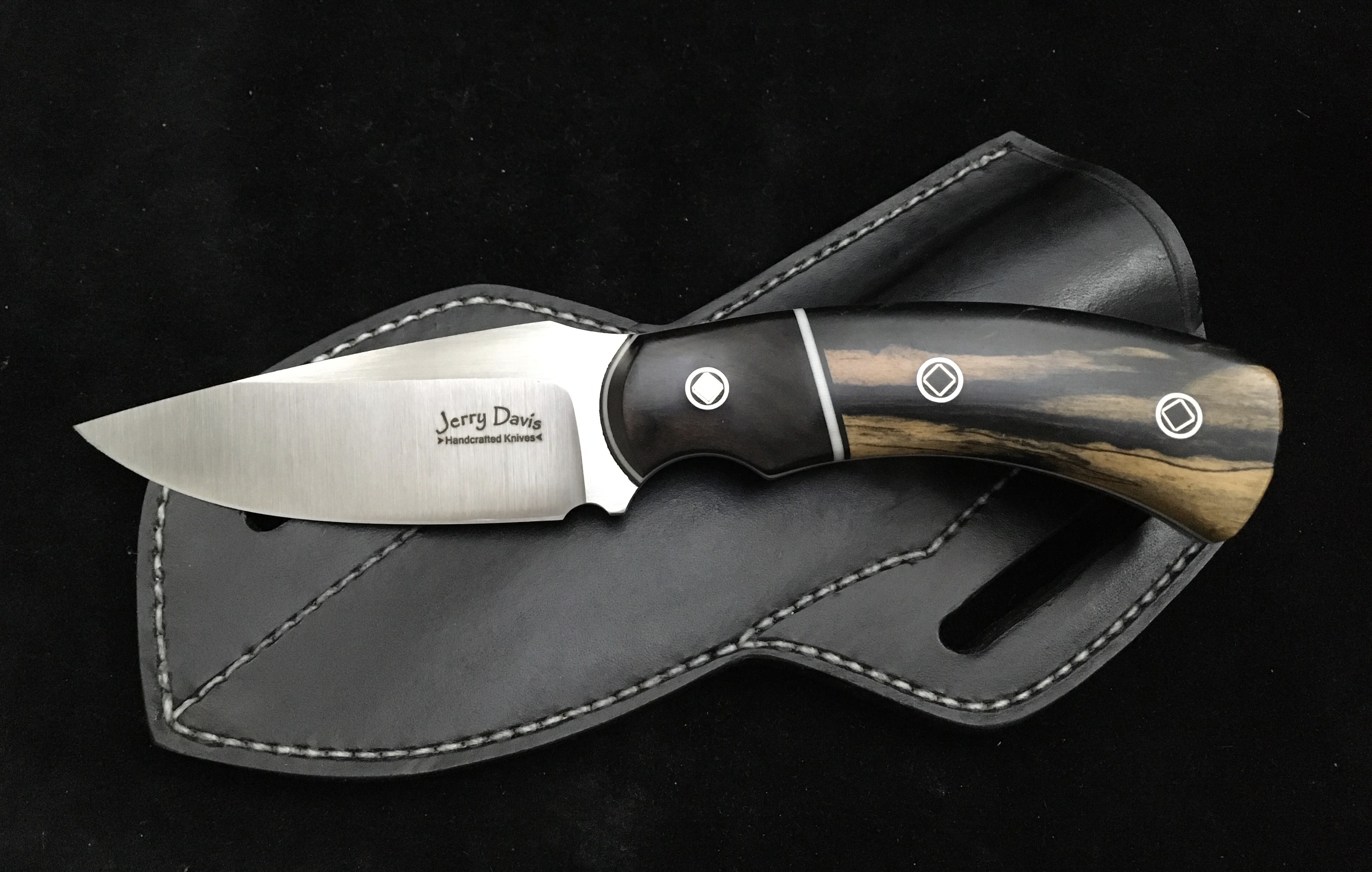 Hunter & Skinner | Jerry Davis Knives